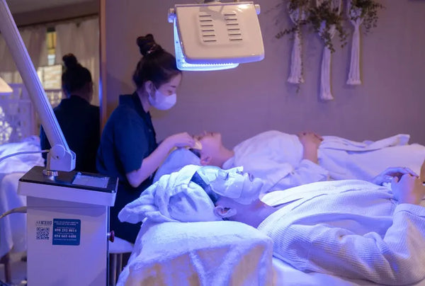 7 Benefits of LightStim LED Light Therapy for Glowing Skin - 123beautylab